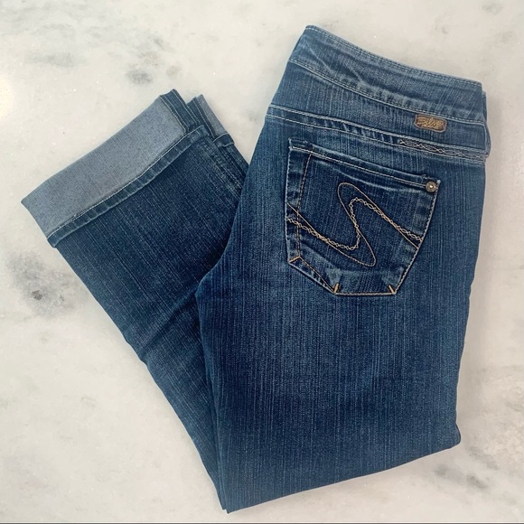 Silver Jeans | Pants & Jumpsuits | Silver Jeans Dark Wash Capris ...